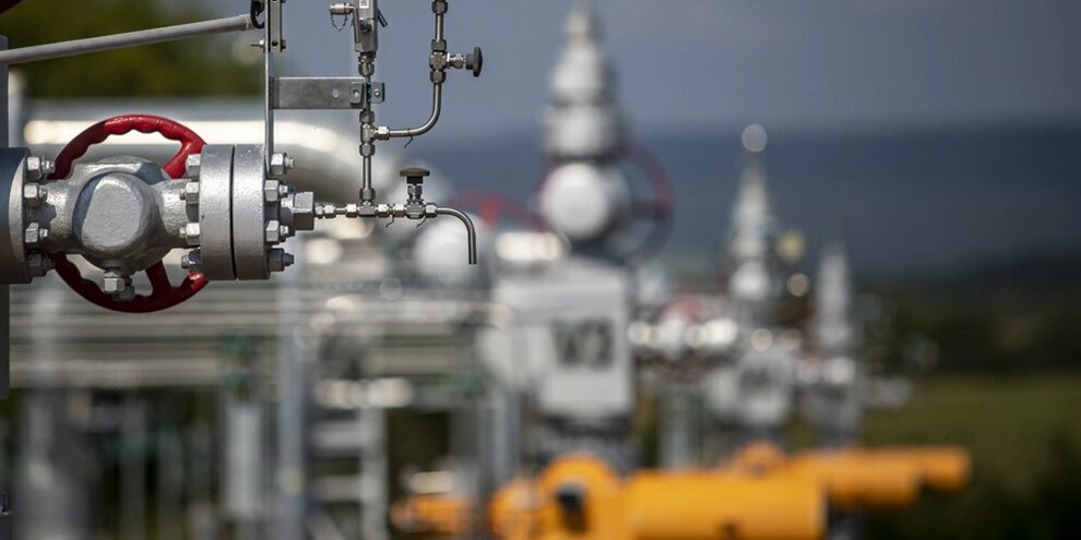 Europe's gas extraction from UGS exceeds 900 million cubic meters per day