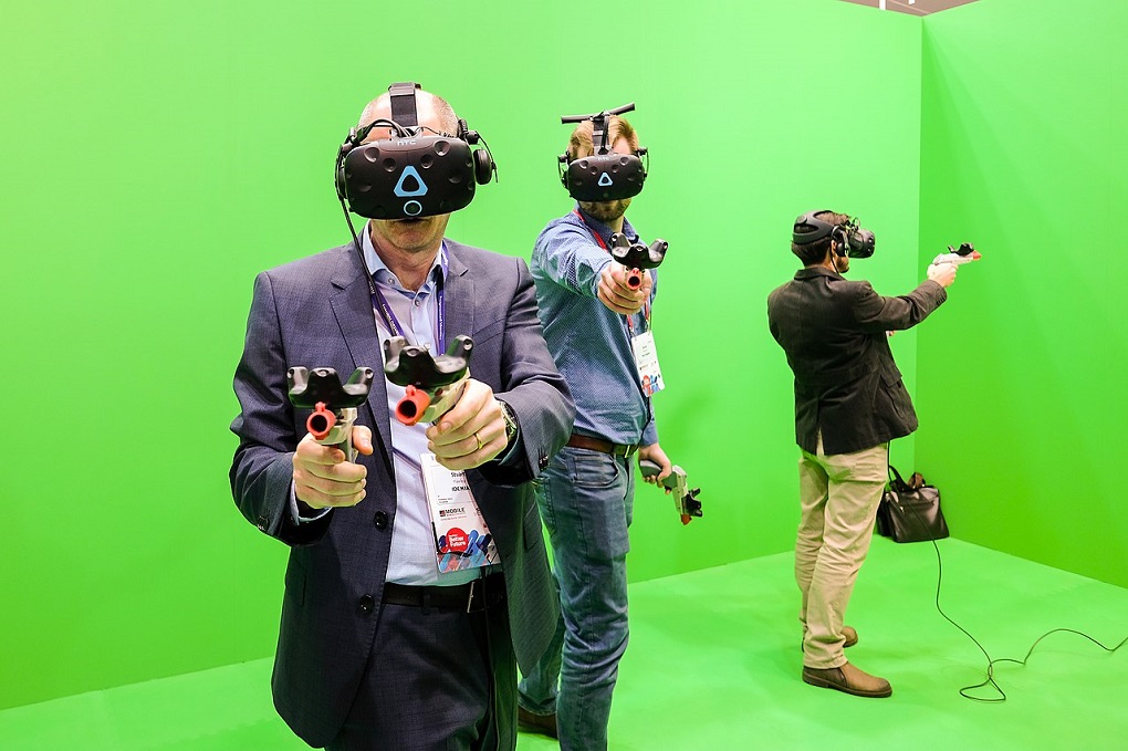 The AR/VR headset market will begin to recover no earlier than 2024